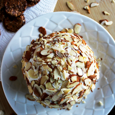 White Cheddar Cheese Ball - Slim Sanity